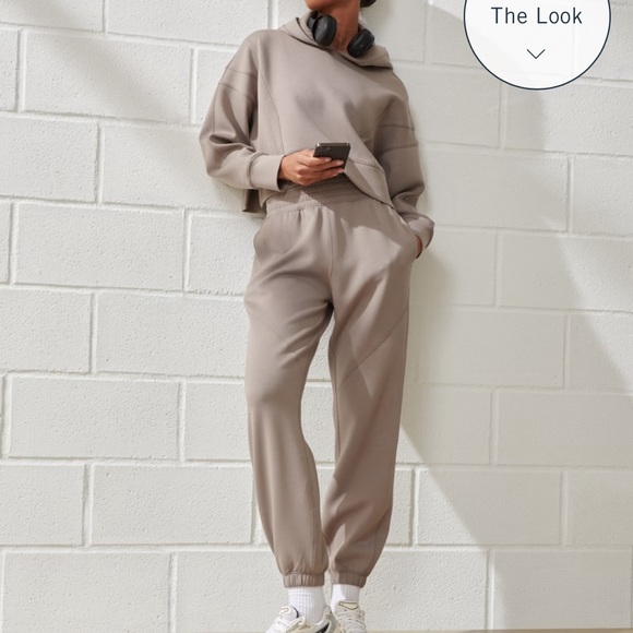 Abercrombie & Fitch | Pants & Jumpsuits | Ypb Neoknit Jogger In ...